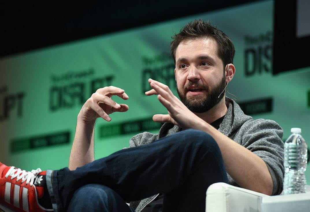 Reddit co-founder trying to buy TikTok and bring it ‘on chain’ - Crypto ...